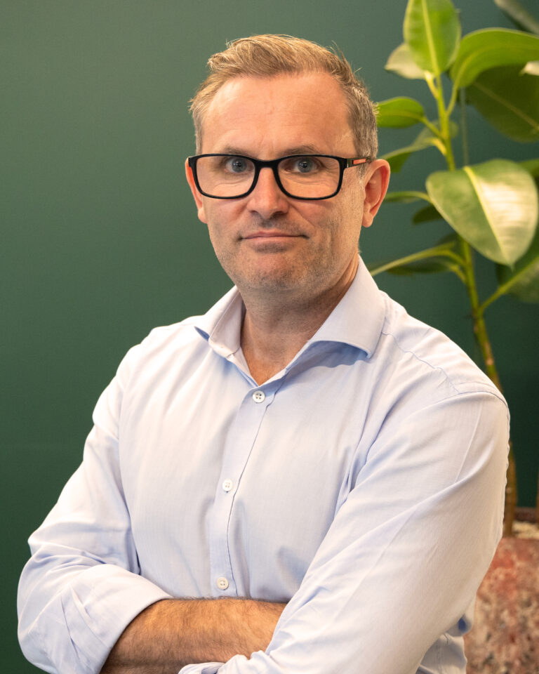 Doctor Mikael Sodergren | Curaleaf Clinic